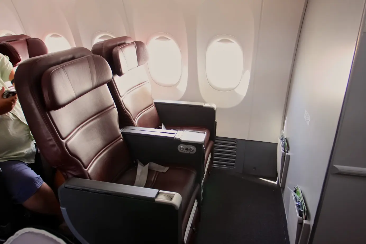 What Is The Passenger Capacity Of The Boeing 737 Planenerd What Is The Passenger Capacity Of The Boeing 737 Planenerd